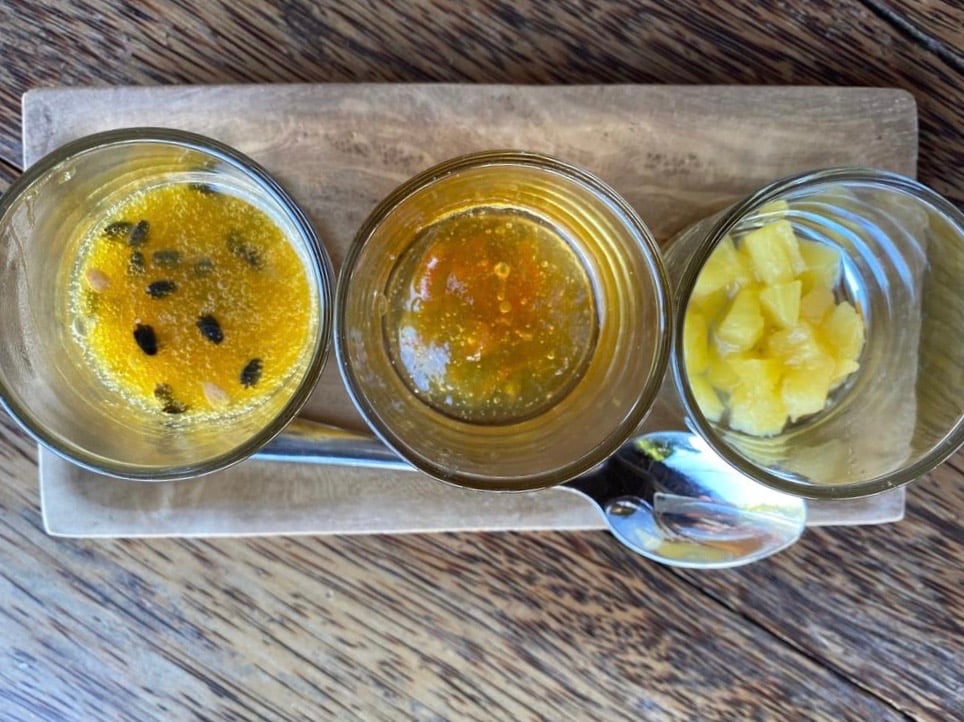 How to make delicious tropical jam at home.